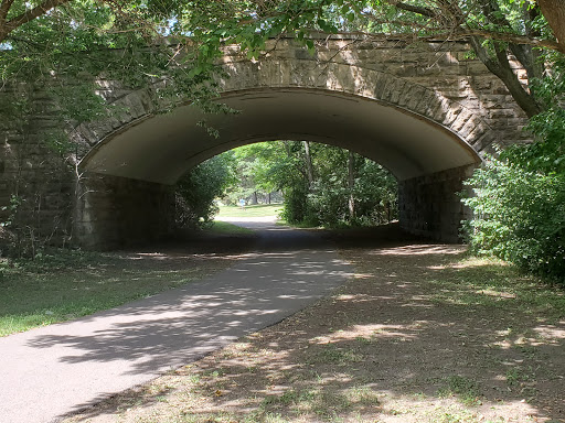 Como Park Lexington Pedestrian Tunnel: Ingress portal
